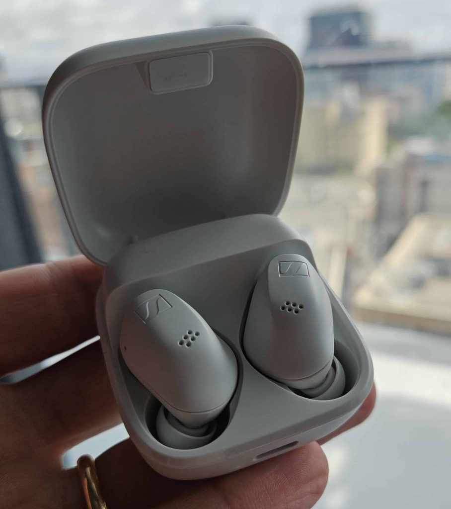 Sennheiser Accentum True Wireless Review - HiFi Oasis
