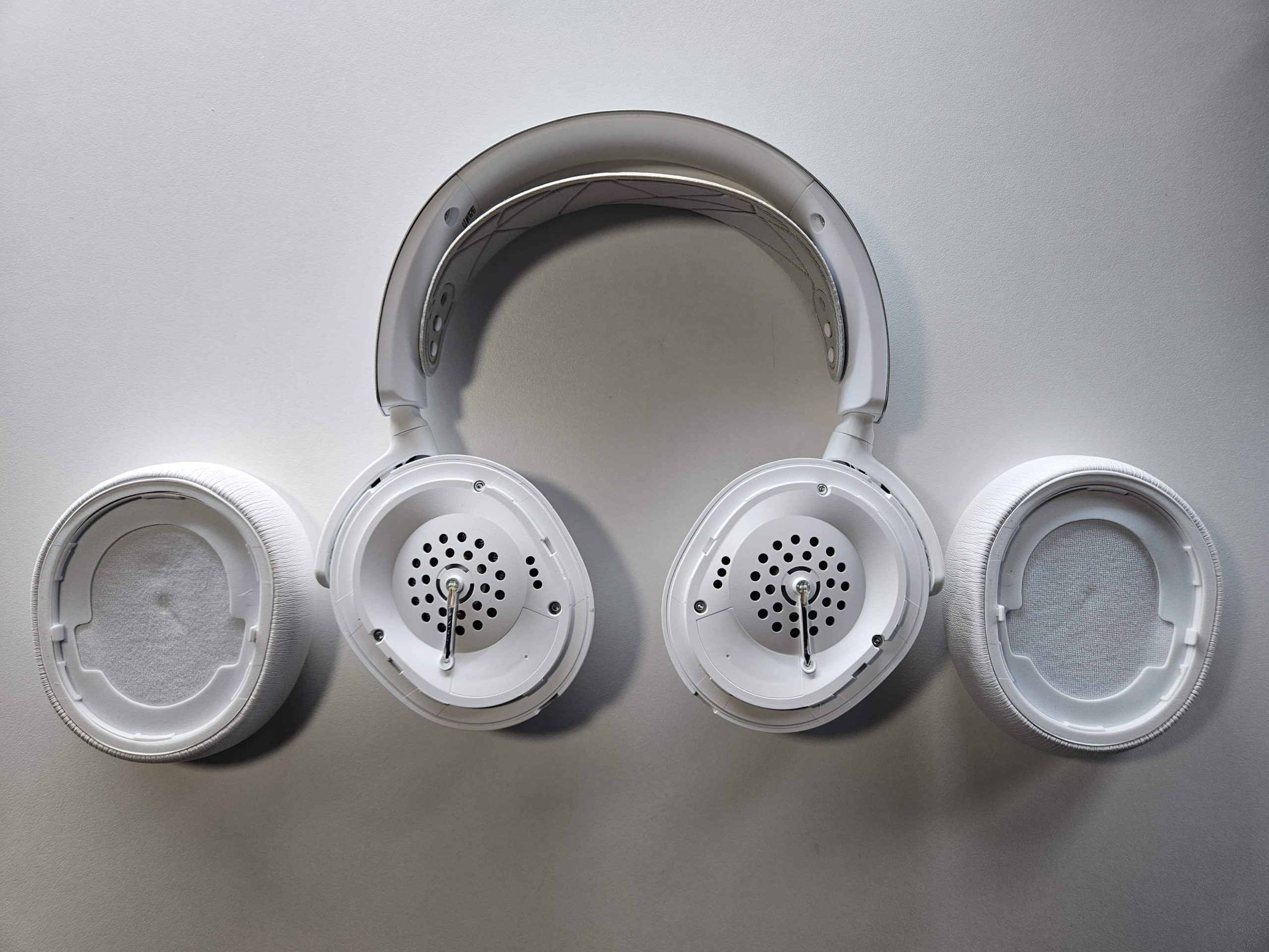 SteelSeries Arctis Nova Pro Wireless Review: A new Gaming Headset ...