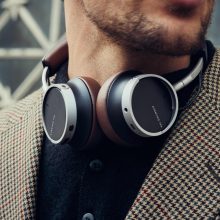 SteelSeries Arctis Nova Pro Wireless Review: A new Gaming Headset ...